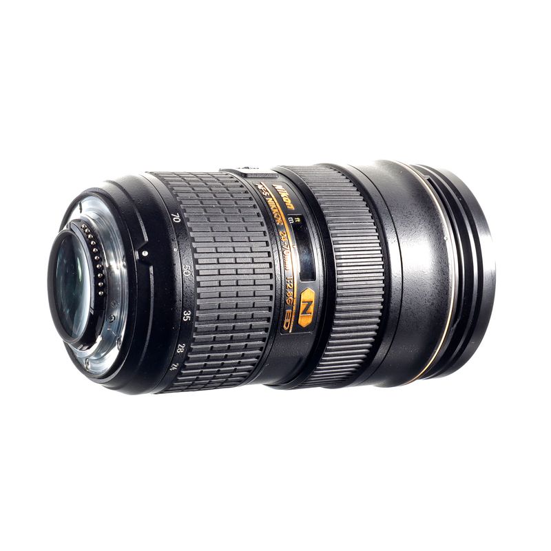 Nikon 24-70mm F2.8 G ED SH-1031027 - F64.ro