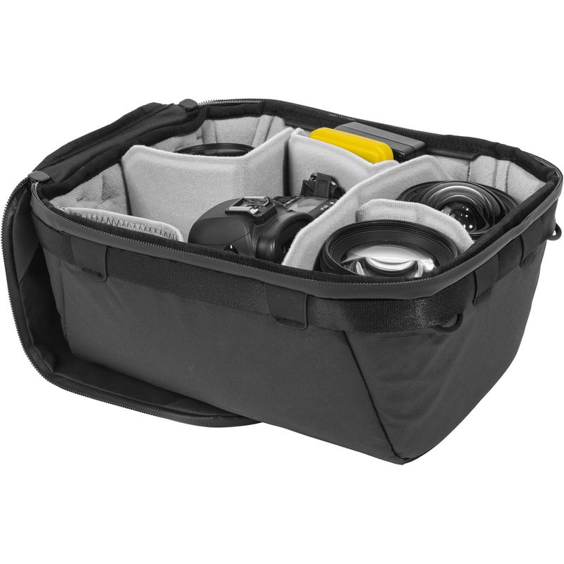 Peak Design Camera Cube V2 Smedium Negru-F64.ro - F64.ro